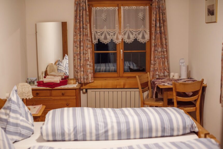 Desain Interior Rumah Rustic - Interior Design Bandung